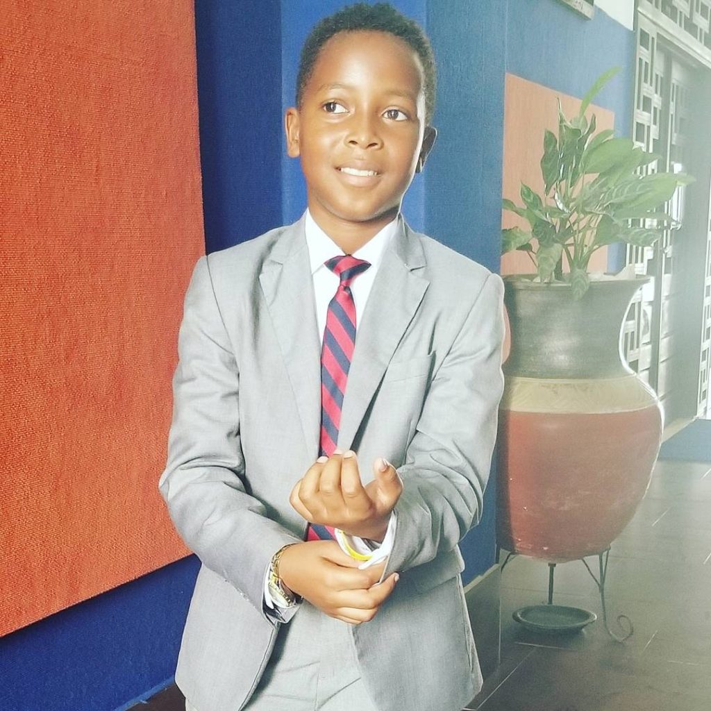 Van Vicker shares photos of his family, shows off his kids - YabaLeftOnline