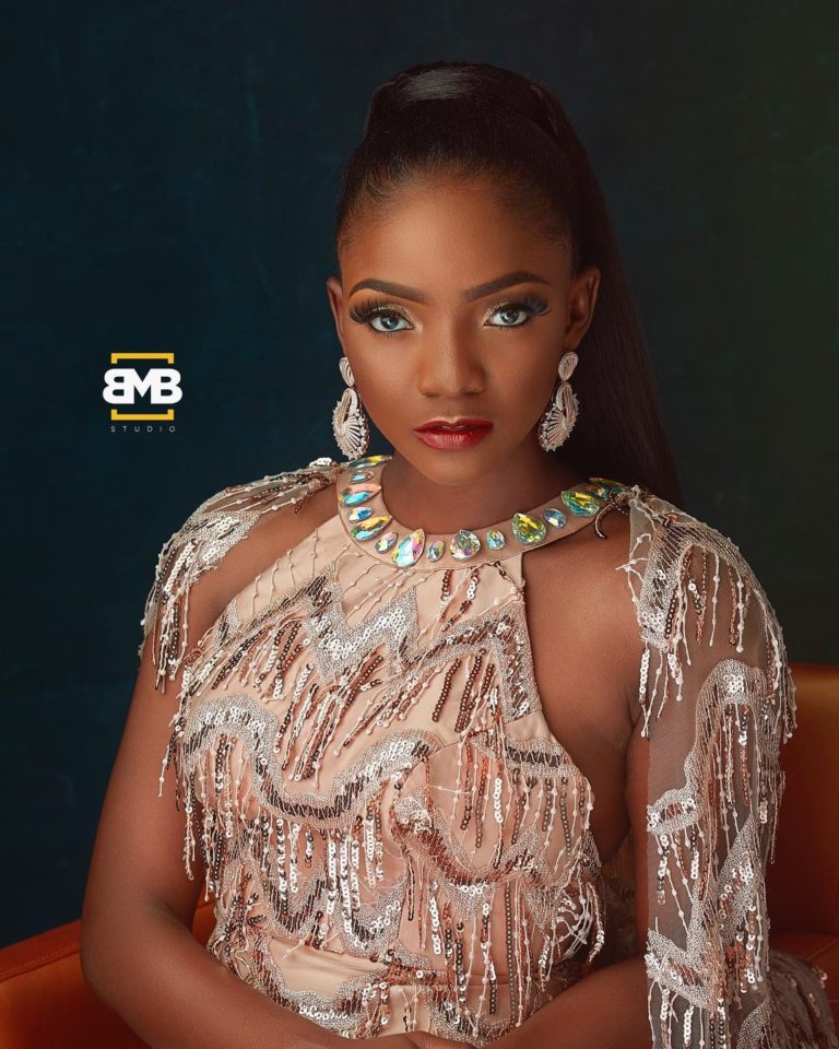 “How i felt when my mom remarried” — Nigerian Singer Simi shares