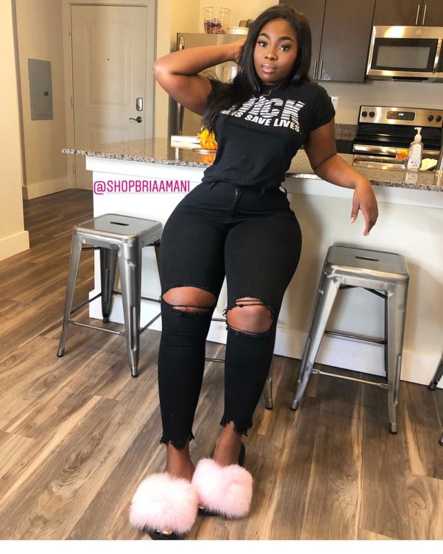 More photos of Ghanaian Slay queen who was spotted selling dry Fish ...