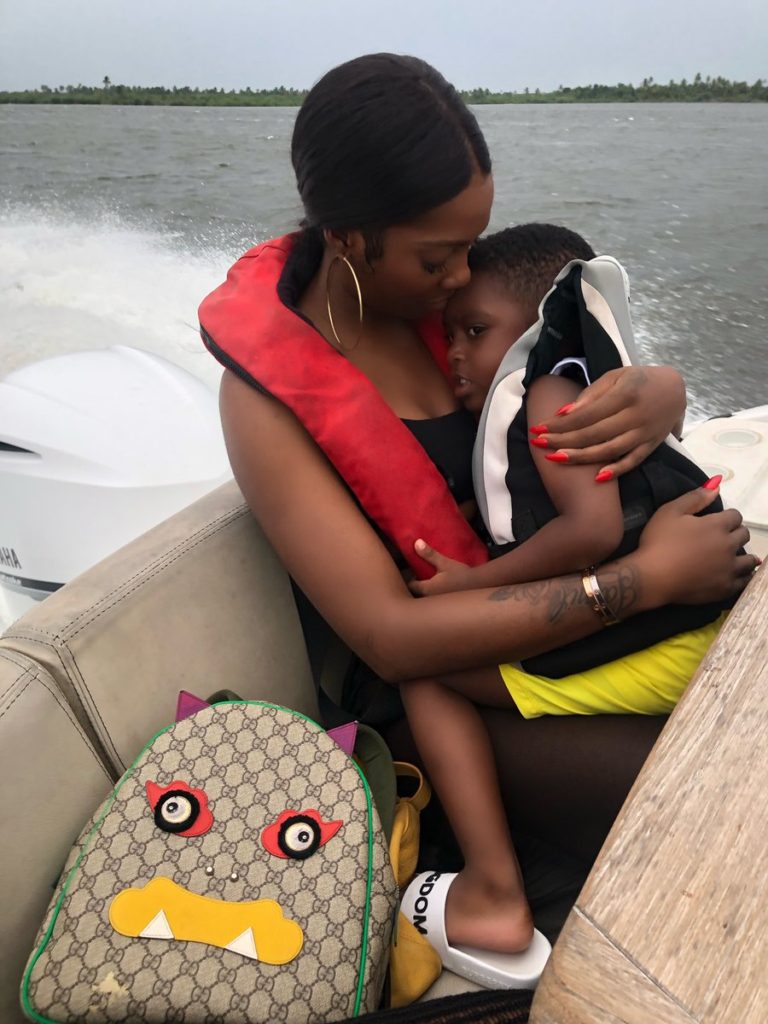 Tiwa Savage flaunts amazing bikini body - YabaLeftOnline