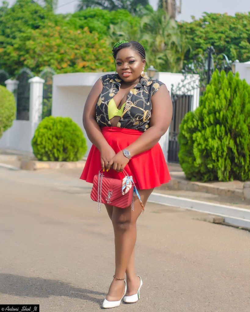 "I'm going to cut off my clitoris to be able to concentrate on my music ...