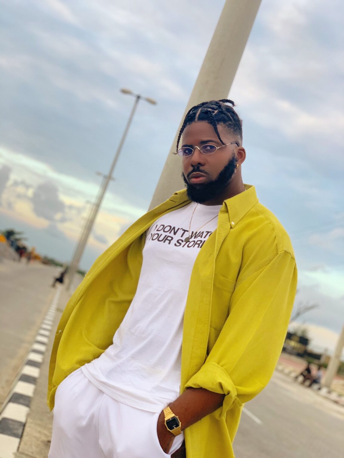 Men, if she doesn’t have a car or her own crib, don’t entertain her ...