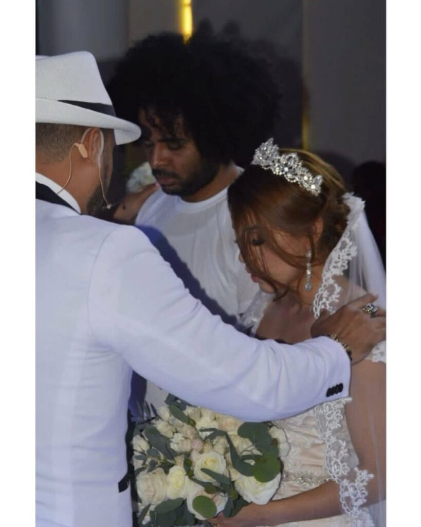 Dominican singer, Nfasis goes viral as he weds in T-shirt and ripped ...