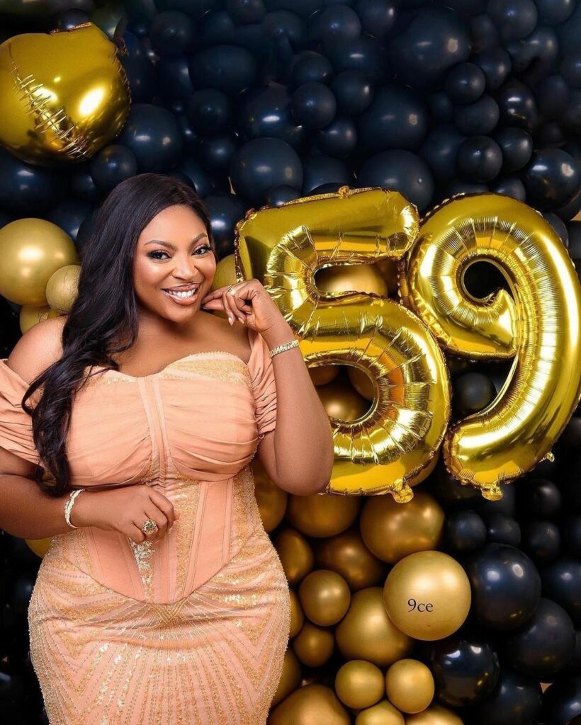 59-year-old woman shocks many over her agelessness in her birthday ...