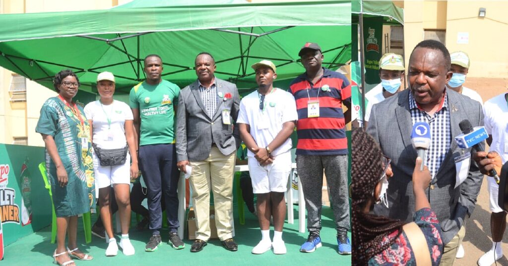 Corper weeee !! Corps member shows off her bo-obs & underwear while ...