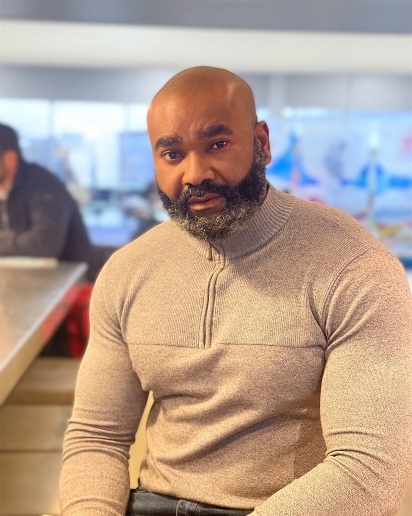 Nigerian actor, Prince Eke, becomes a US citizen (video) - YabaLeftOnline