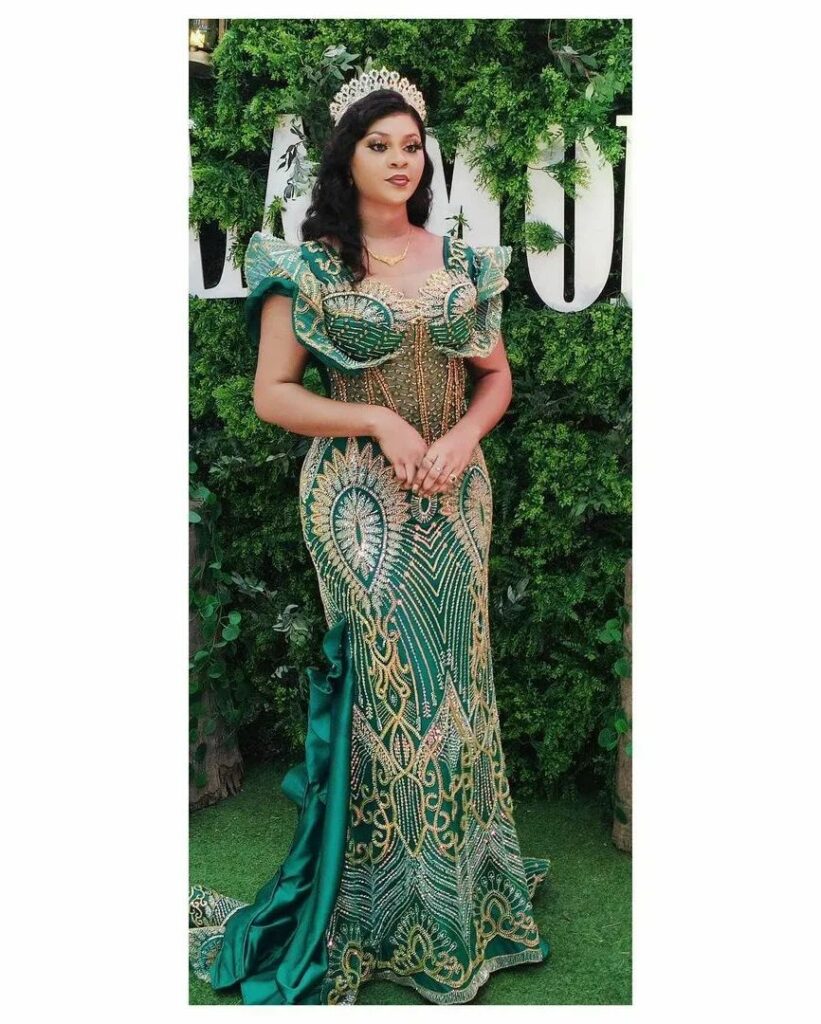 Ooni of Ife, Oba Adeyeye Ogunwusi, chooses ex-beauty Queen, Tobi ...