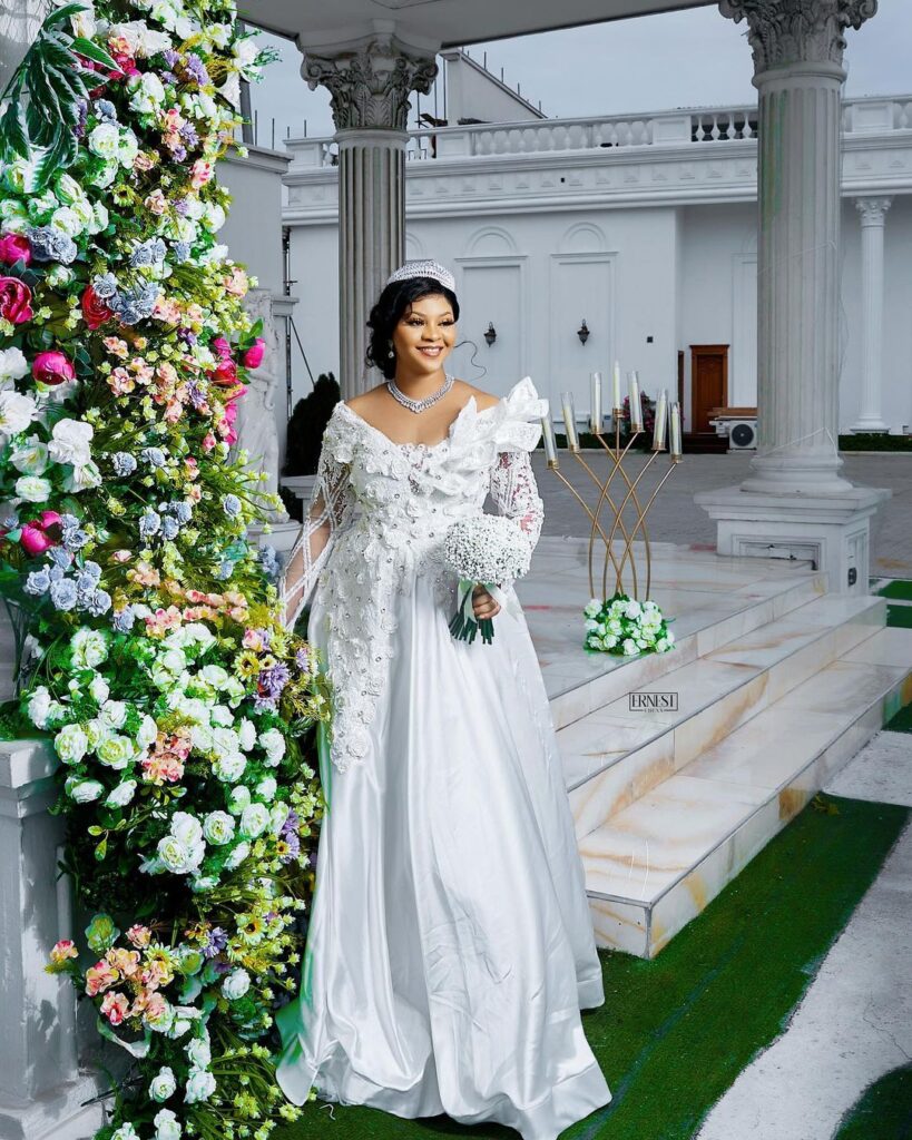 "Why I agreed to be Ooni of Ife’s third wife" – Queen Tobi Phillips ...