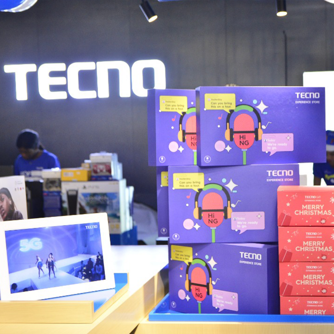 Fireboy DML Surprises Customers With Gifts At The TECNO Flagship Store ...