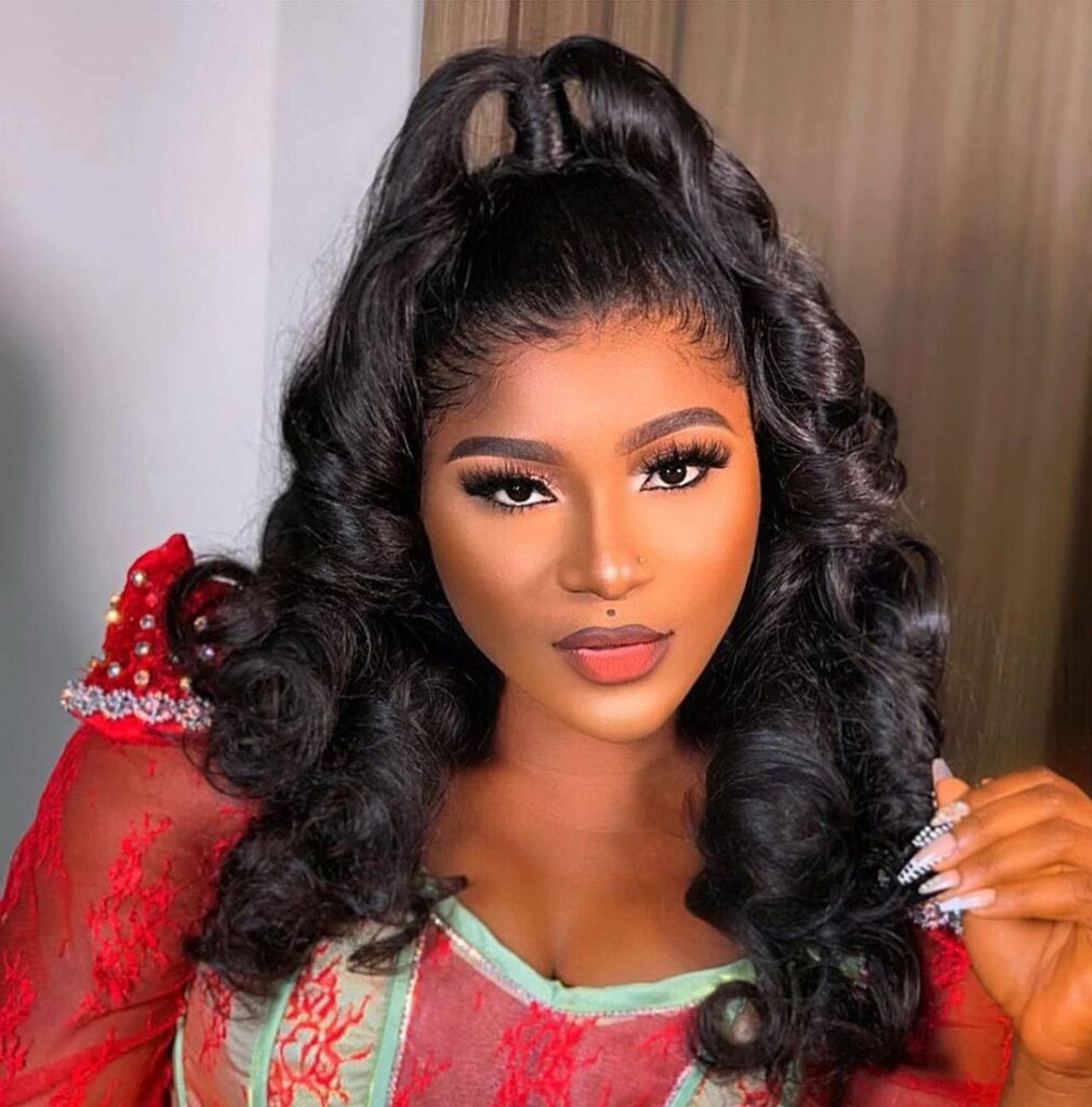 Destiny Etiko excited as she receives customized neck chain from a fan ...