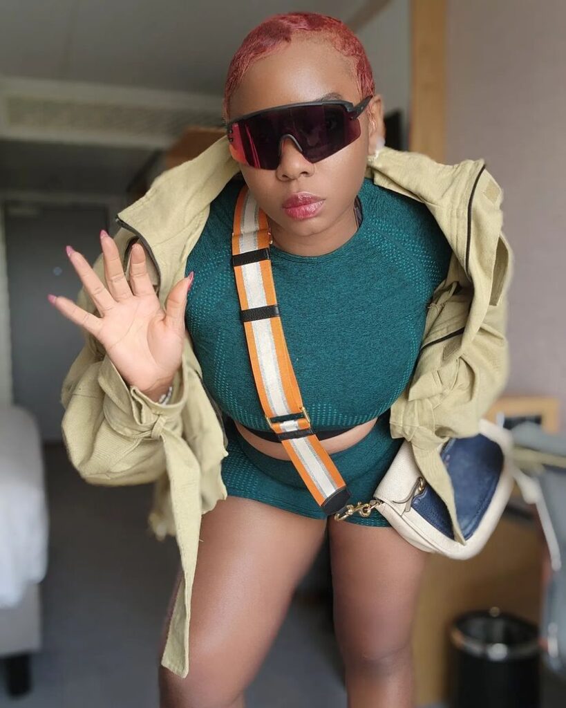 Singer Yemi Alade shares secret to her new body as she flaunts huge derrière in new photos ...