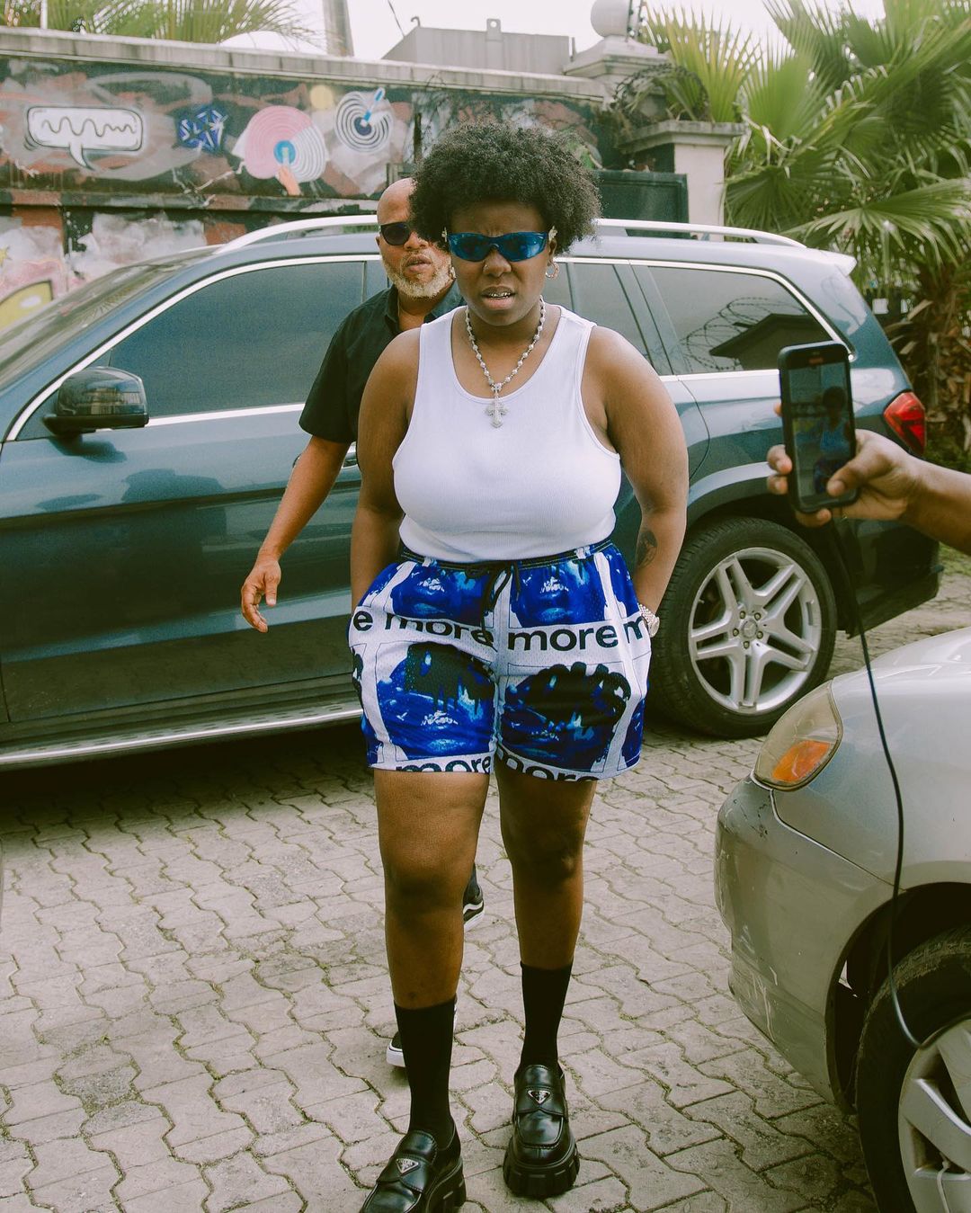 Why I grew up thinking my sister Niniola was jealous of me – Singer ...