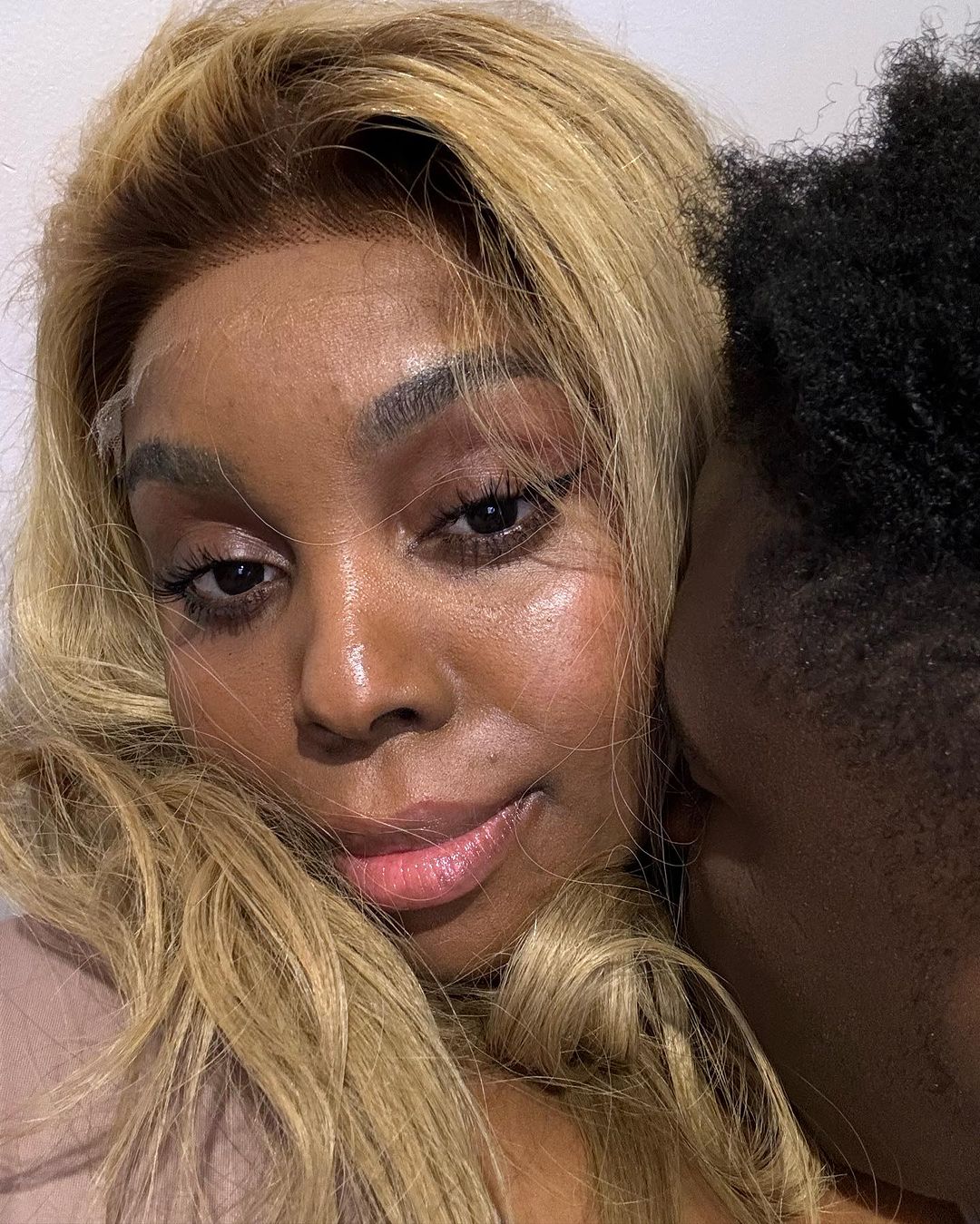 "Thank you for insisting on marrying me" - Popular businesswoman, Miz ...