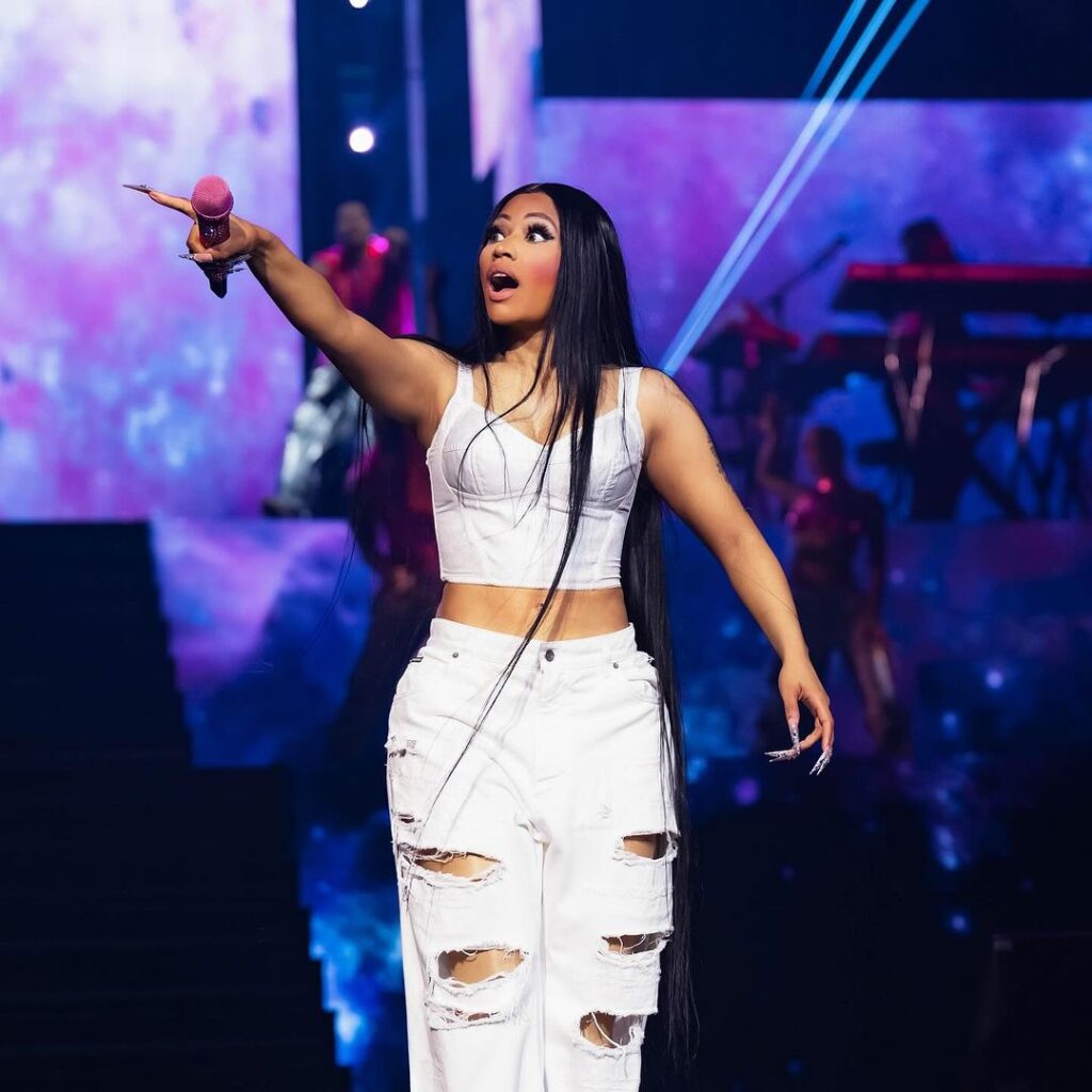 American rapper, Nicki Minaj stúns fans as she congratulates Davido and ...
