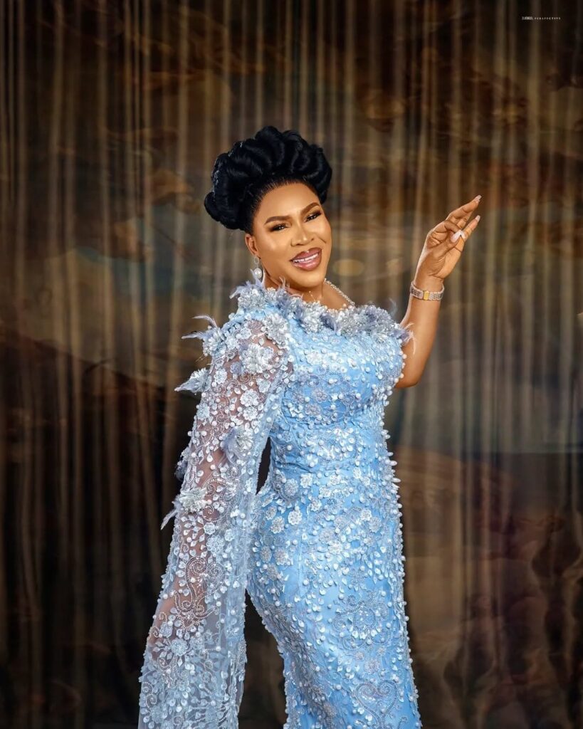 Actress Faithia Williams celebrates as her son graduates with a First ...